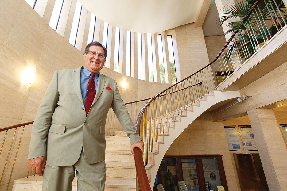 Sutherland honoured with OAM – Perth Voice Interactive