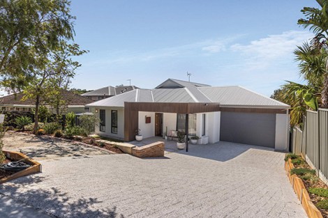 Family classic | Perth Voice Interactive